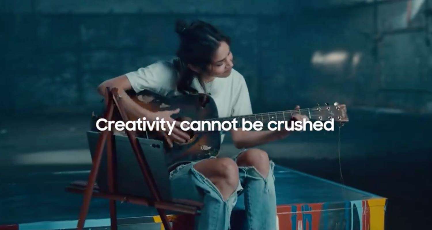 Samsung's Bold Swipe at Apple in New Advert: Creativity Uncrushed ...